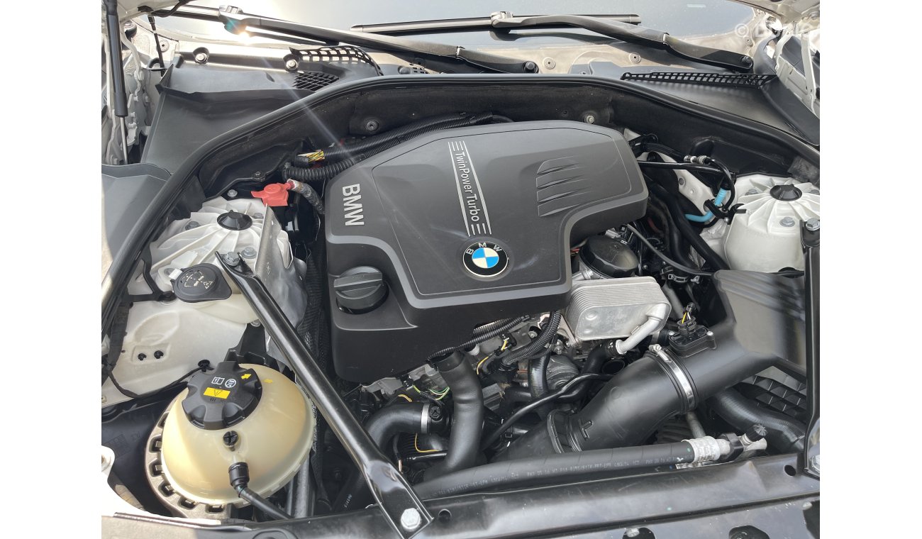 Used BMW 528i 2.0 turbo m kit 2015 for sale in Al Ain - 542964