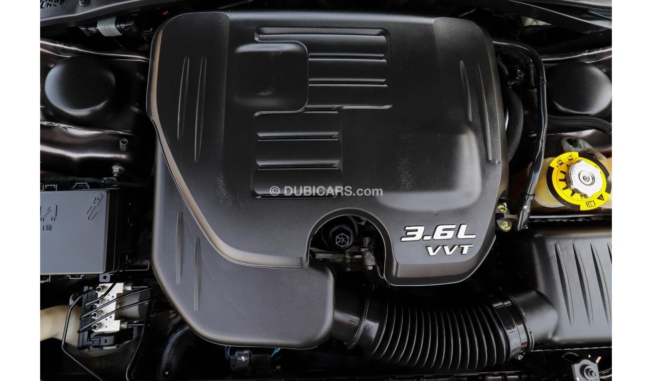 Used Dodge Challenger LA 2015 for sale in Dubai - 619695