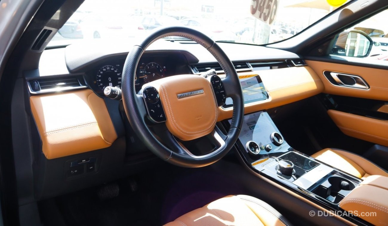 Used Land Rover Range Rover Velar Villa 2020 for sale in Sharjah - 465241