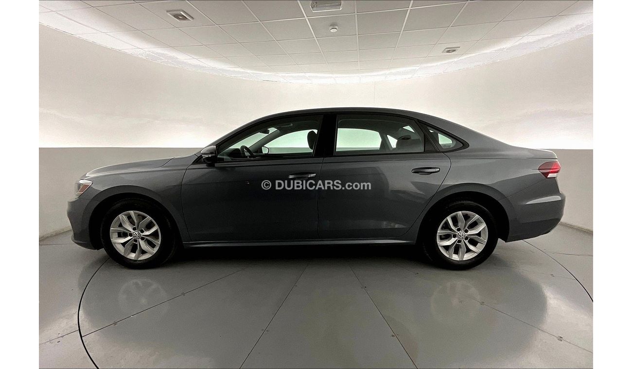 Used Volkswagen Passat Trendline 2020 for sale in Dubai - 643799