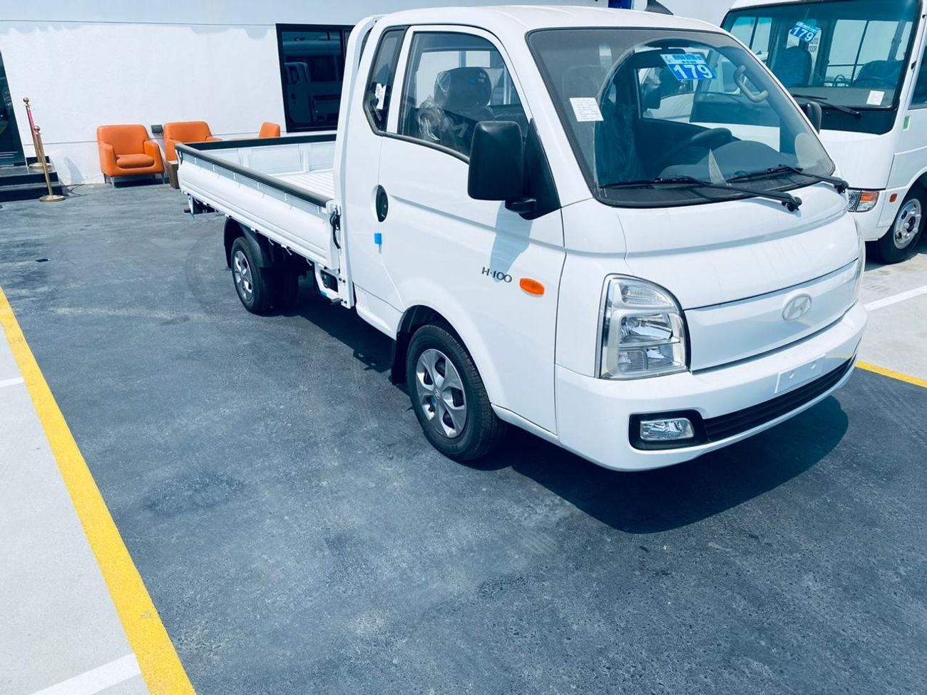 جديدة هيونداي H 100 HYUNDAI H100 2025 للبيع في دبي - 716615