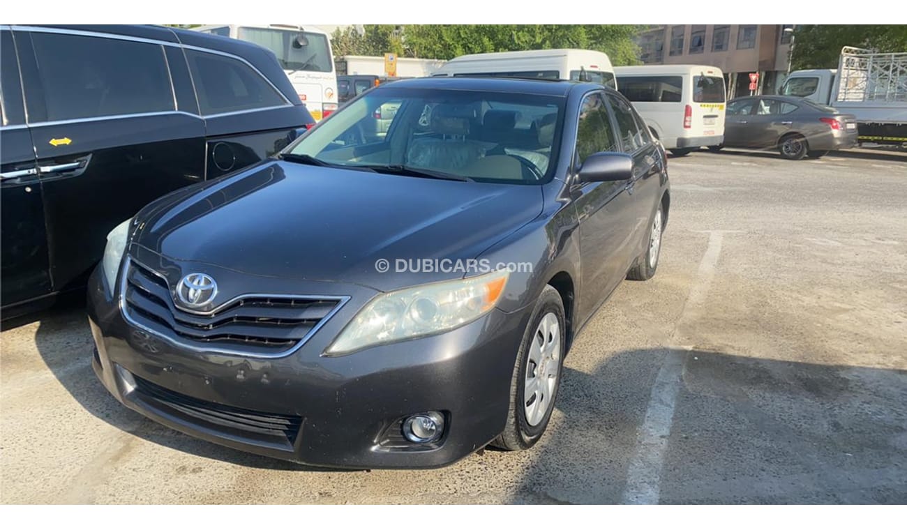 Used Toyota Camry 2.4L 2010 for sale in Dubai - 562467