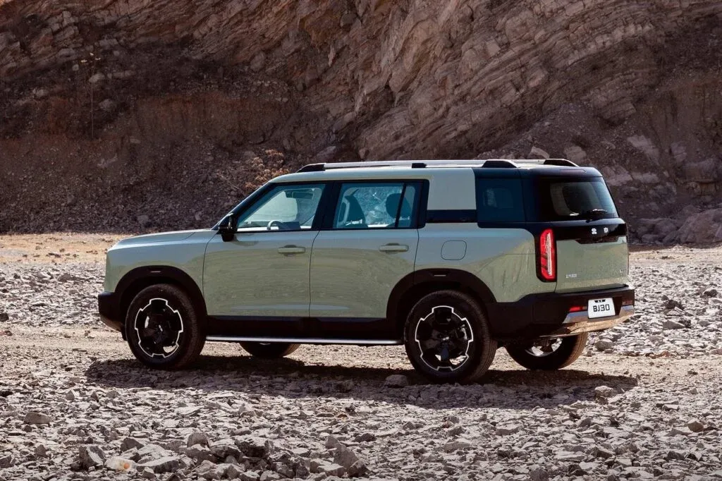 BAIC BJ30 Images - BJ30 Interior & Exterior Photos in UAE