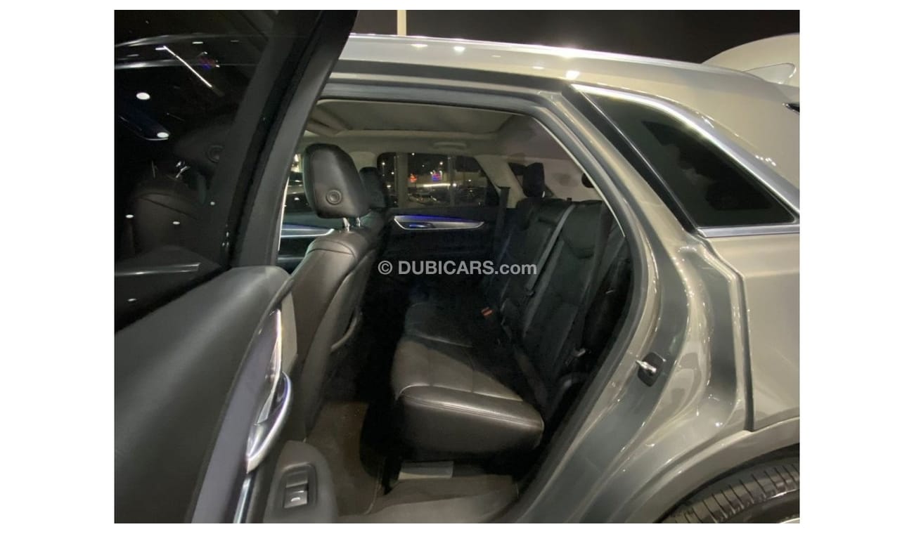 Used Cadillac XT5 Luxury AWD 2018 for sale in Dubai - 641783