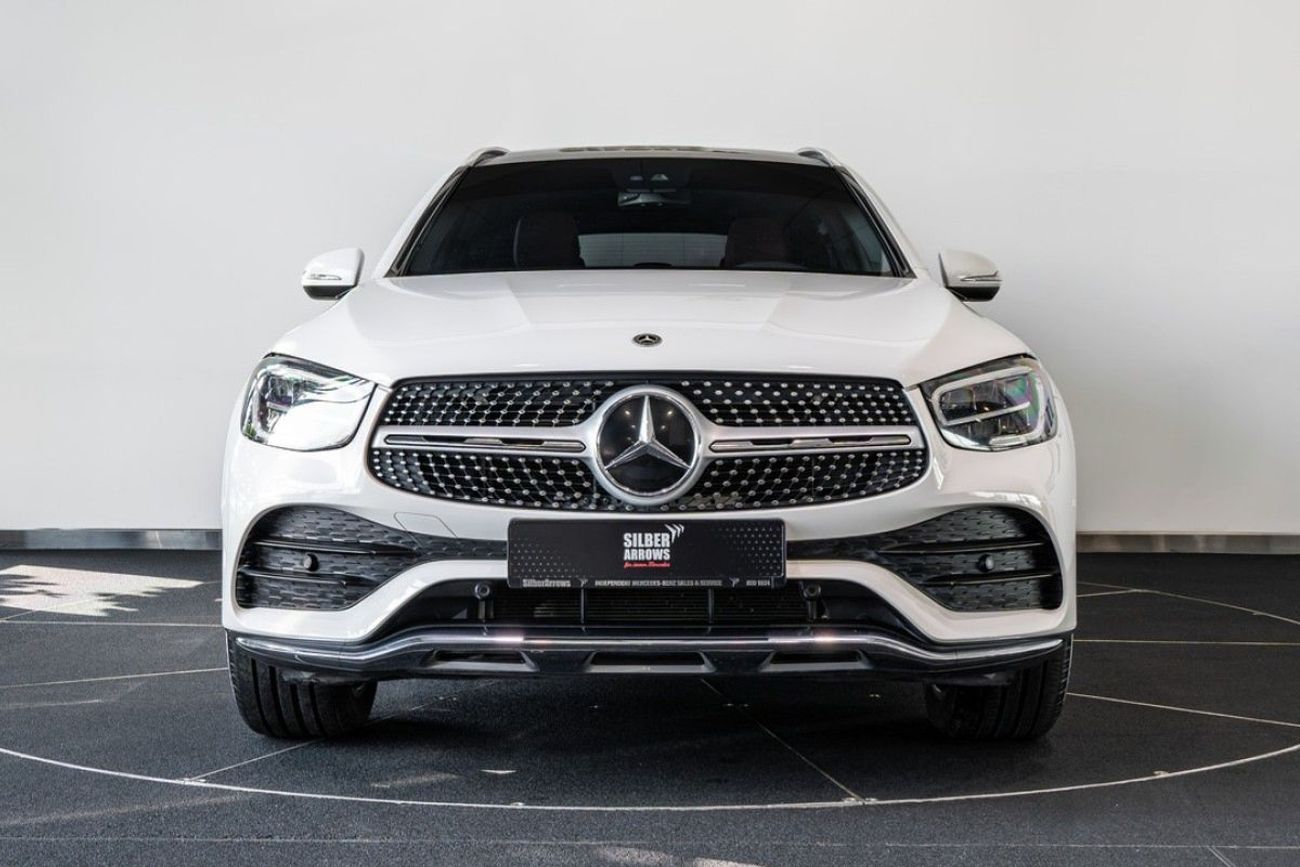 مستعملة مرسيدس بنز GLC 200 4MATIC 2021 للبيع في دبي - 854676