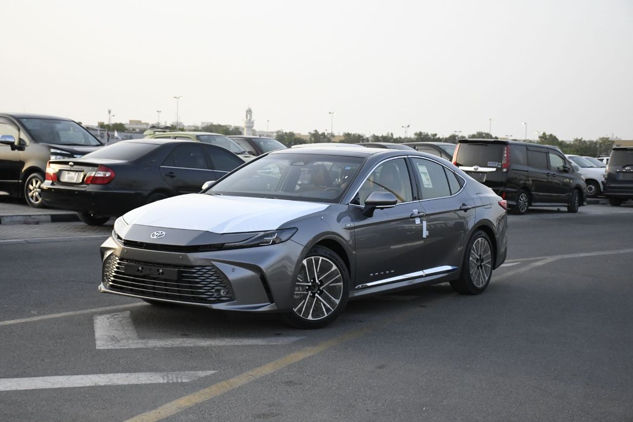 New Toyota Camry 2.5L HEV Lumiere Full Option (Ready Car) 2025 for sale ...