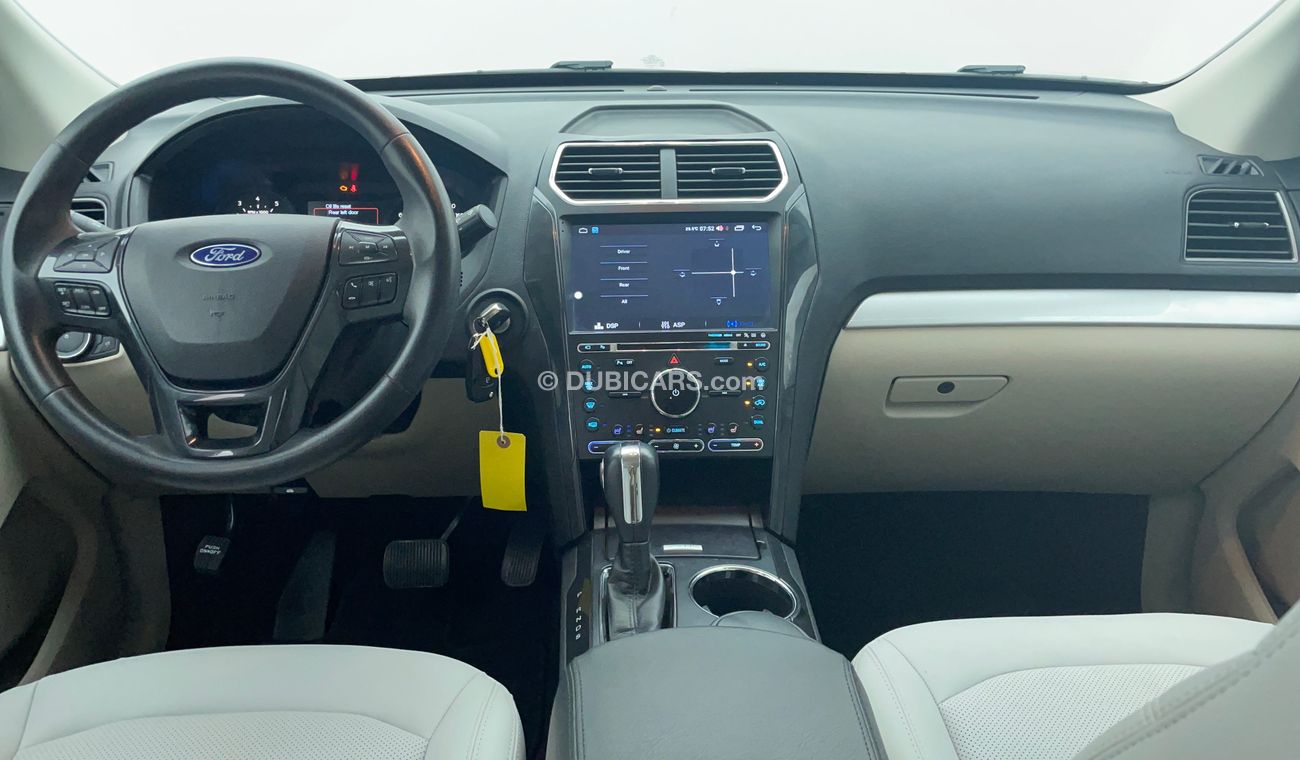 Used Ford Explorer xlt 3500 2019 for sale in Dubai - 472791