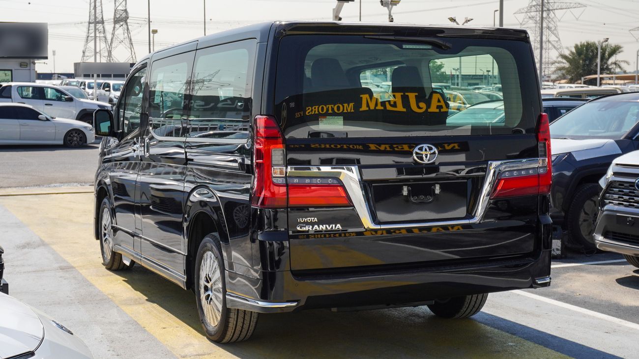 New Toyota Granvia 3.5L V6 2025 for sale in Dubai - 795611