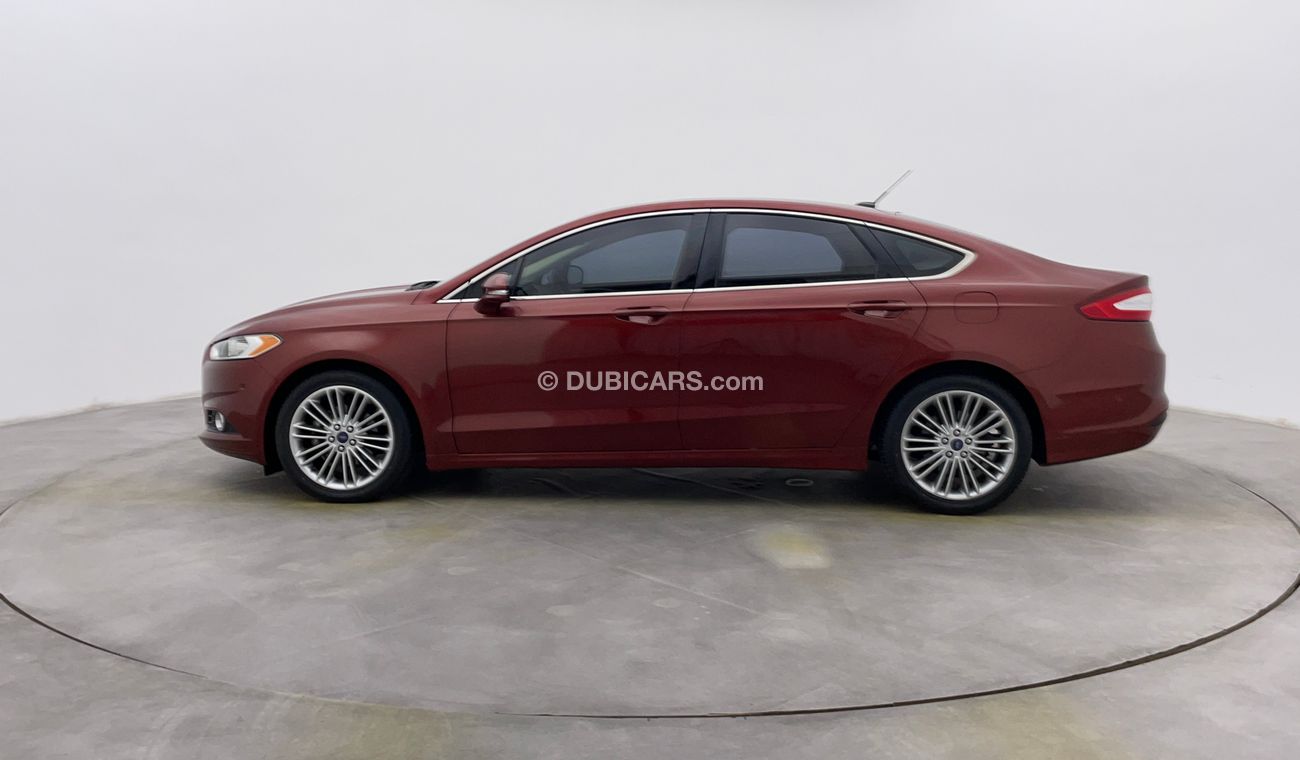 Used Ford Fusion SE 2000 2014 for sale in Dubai - 472757