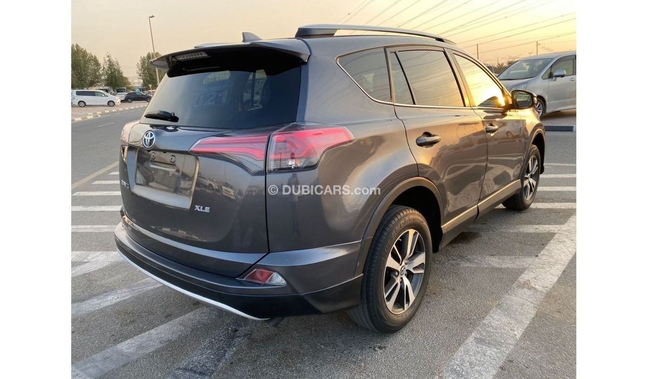 Used Toyota RAV4 2018 TOYOTA RAV 4 XLE / FULL OPTION 2018 for sale in ...