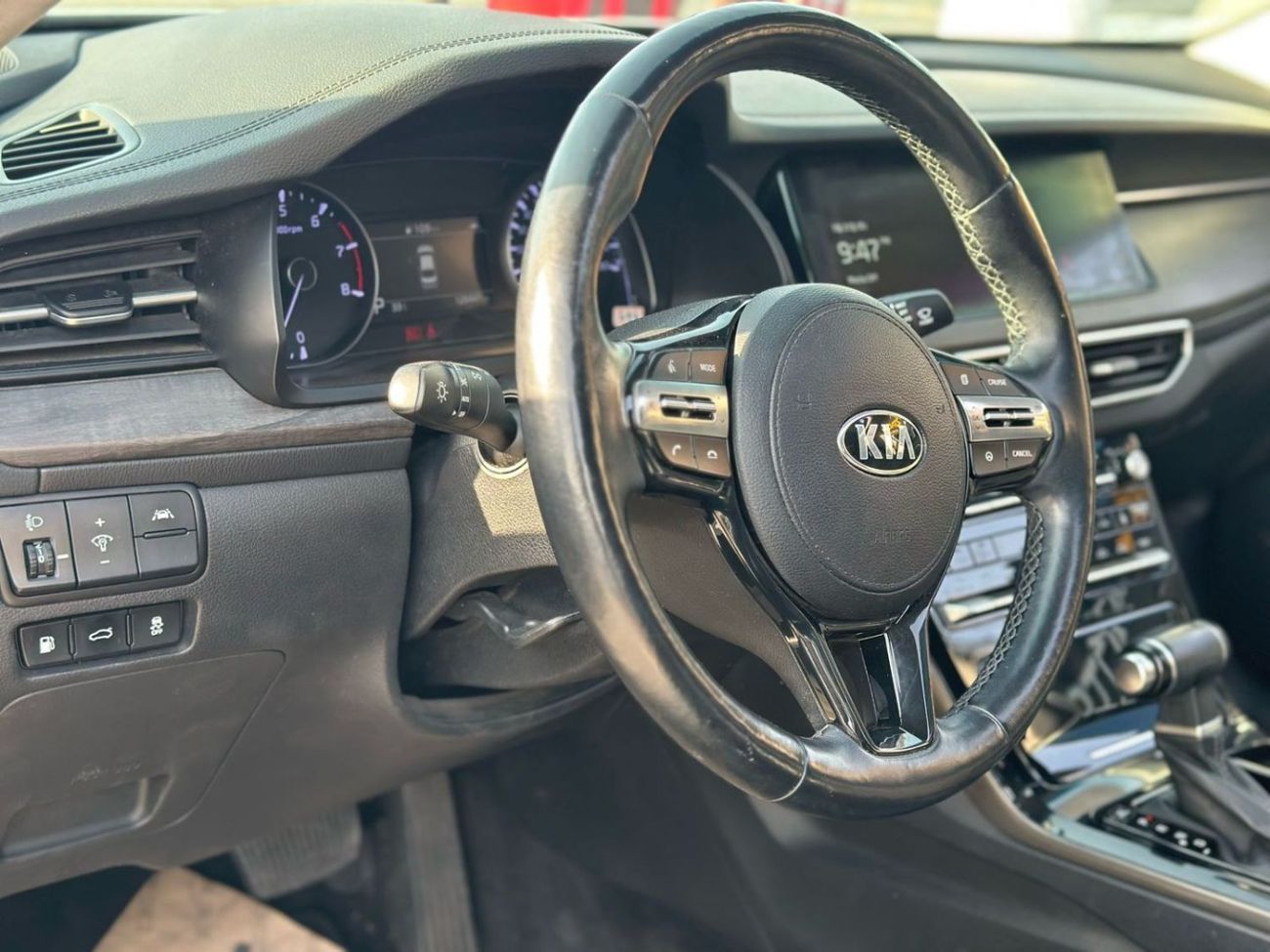 Used KIA K7 2020 --2.5L 2020 for sale in Dubai - 838691