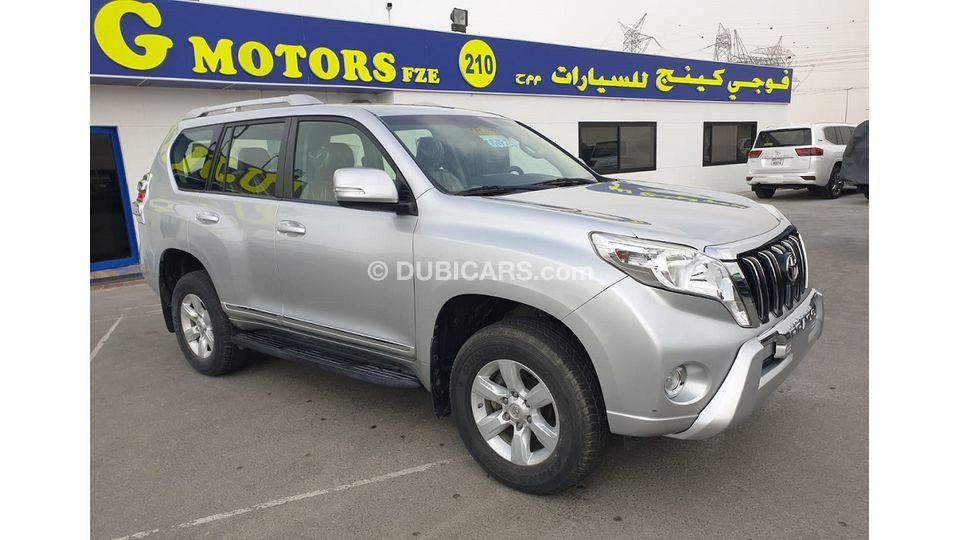 Used Toyota Prado 2.7 PETROL (4 CYLINDER) Mint-Condition 2017 for sale in Dubai - 630809