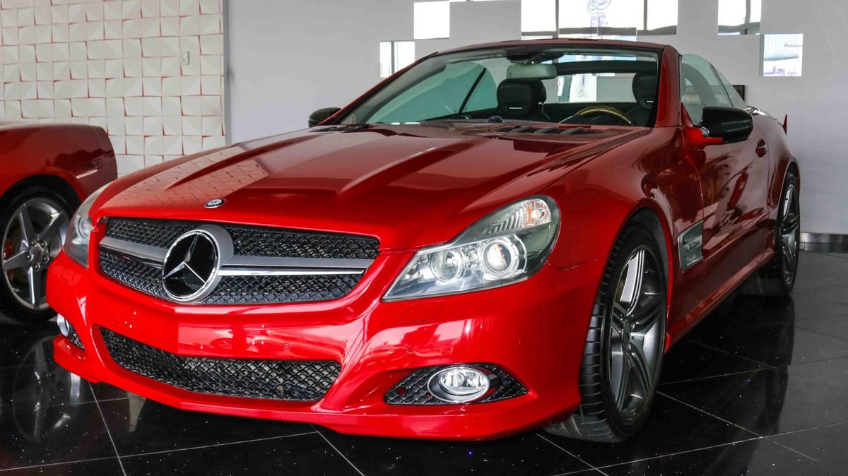 Mercedes-Benz SL 500 body kit sl63 for sale: AED 89,000. Red, 2009