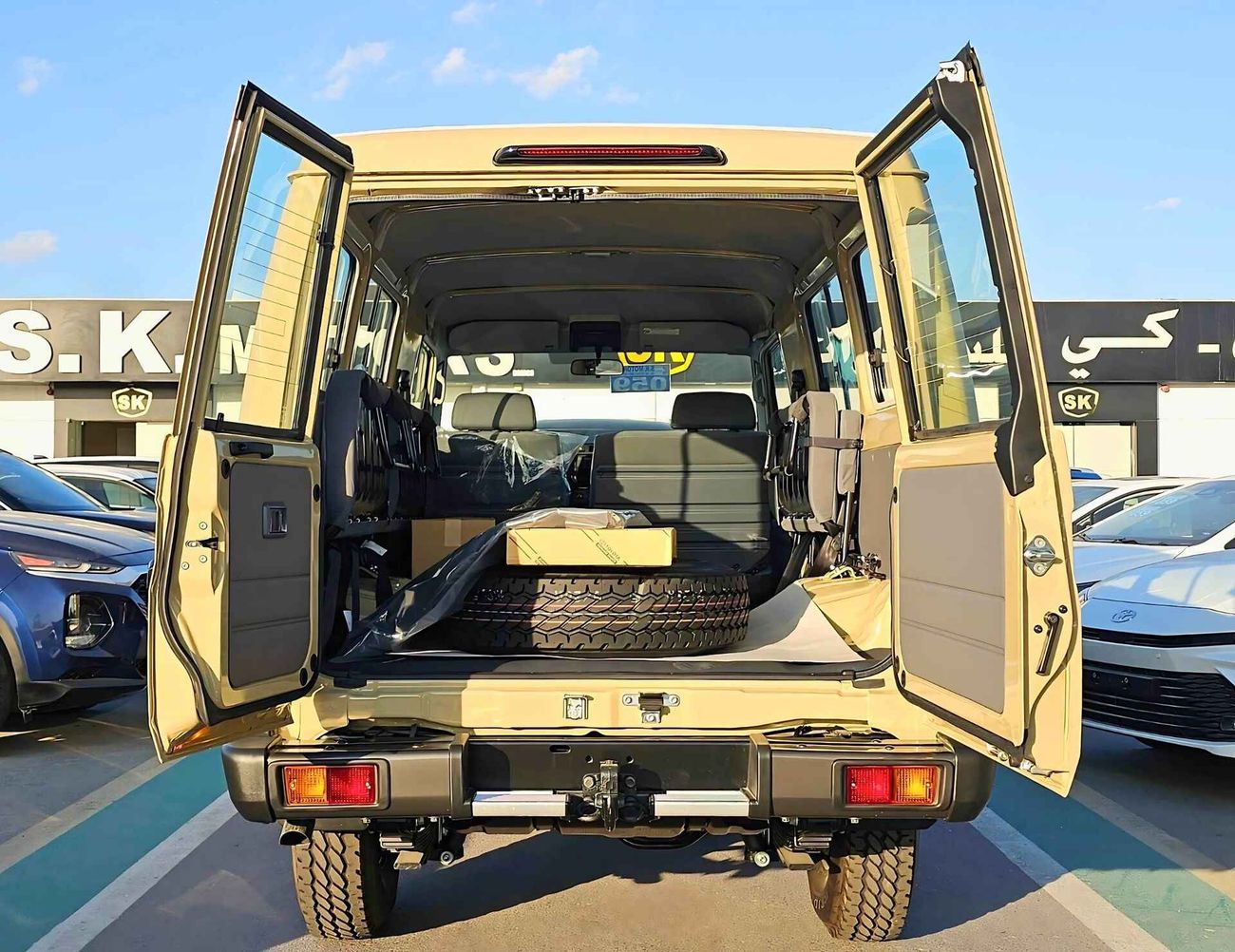 New Toyota Land Cruiser 70 LC78 STD / 4.0L V6 / M/T / PETROL / POWER WINDOWS & LOCKS / 4WD (CODE ...