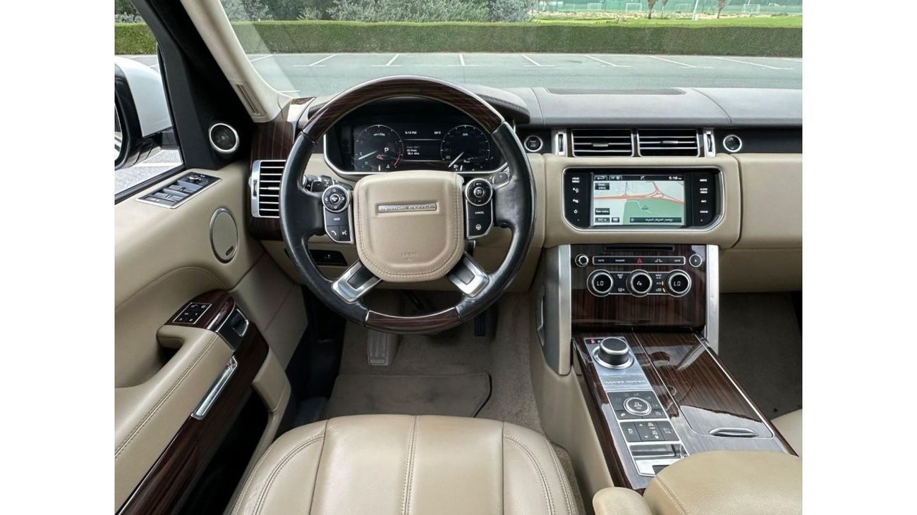 Used Land Rover Range Rover Range rover vouge 2015 GCC // orginal paint ...