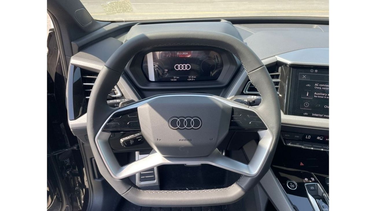 جديدة أودي Q5 Audi Q5 e-tron , Full Electric range 560KM 2023 للبيع في دبي - 722021