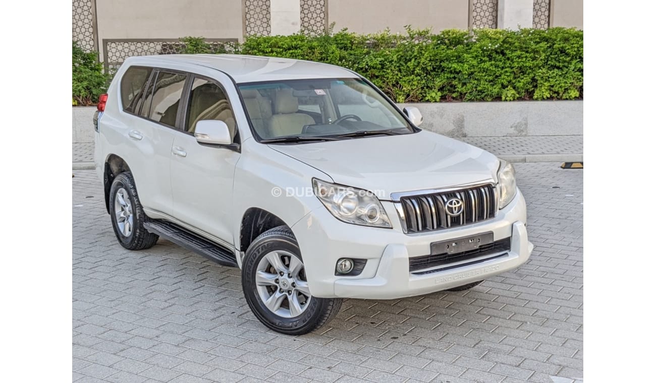 Used Toyota Prado 2011 for sale in Dubai - 687197