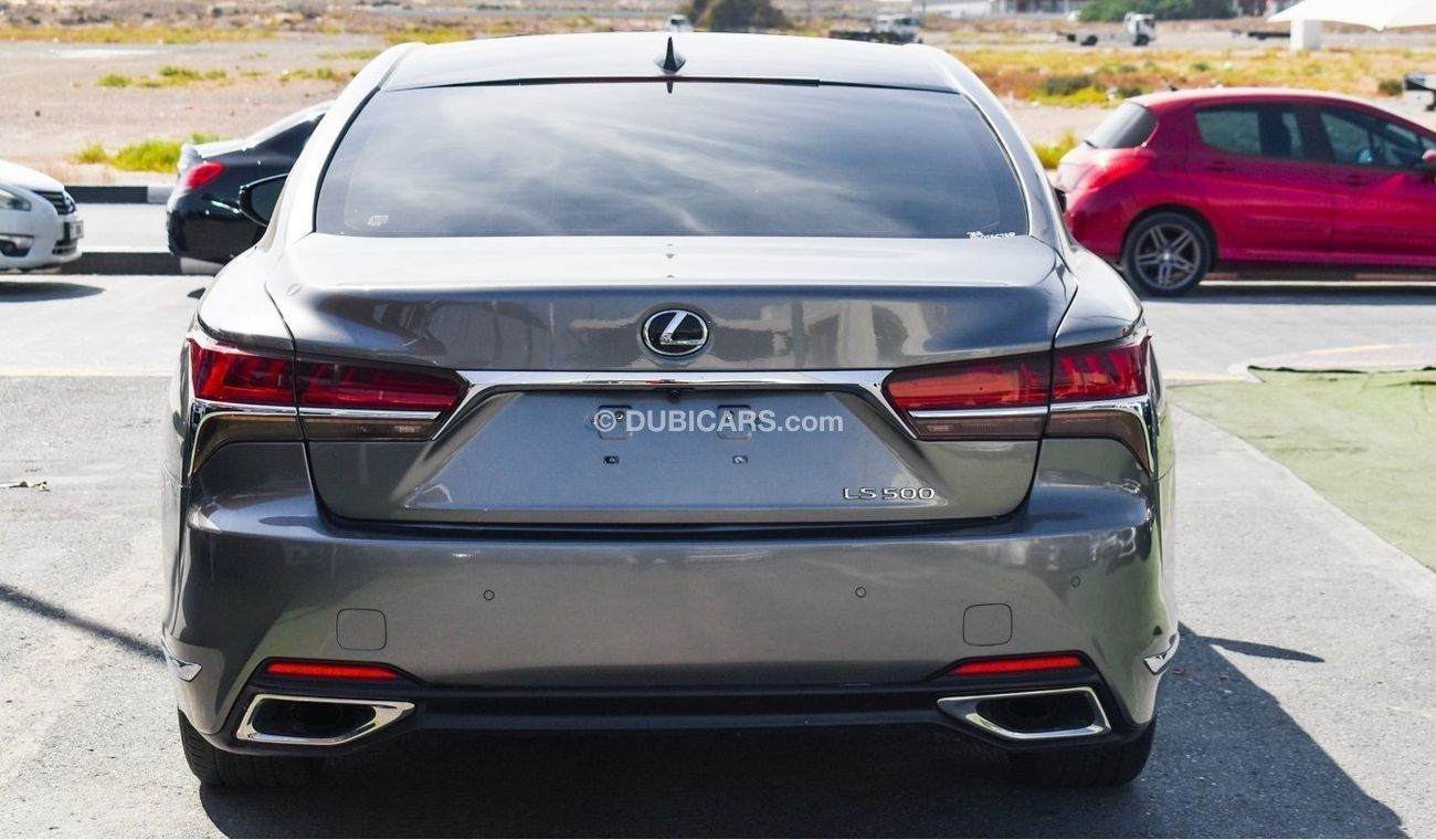 Used Lexus LS500 2019 for sale in Sharjah - 681126