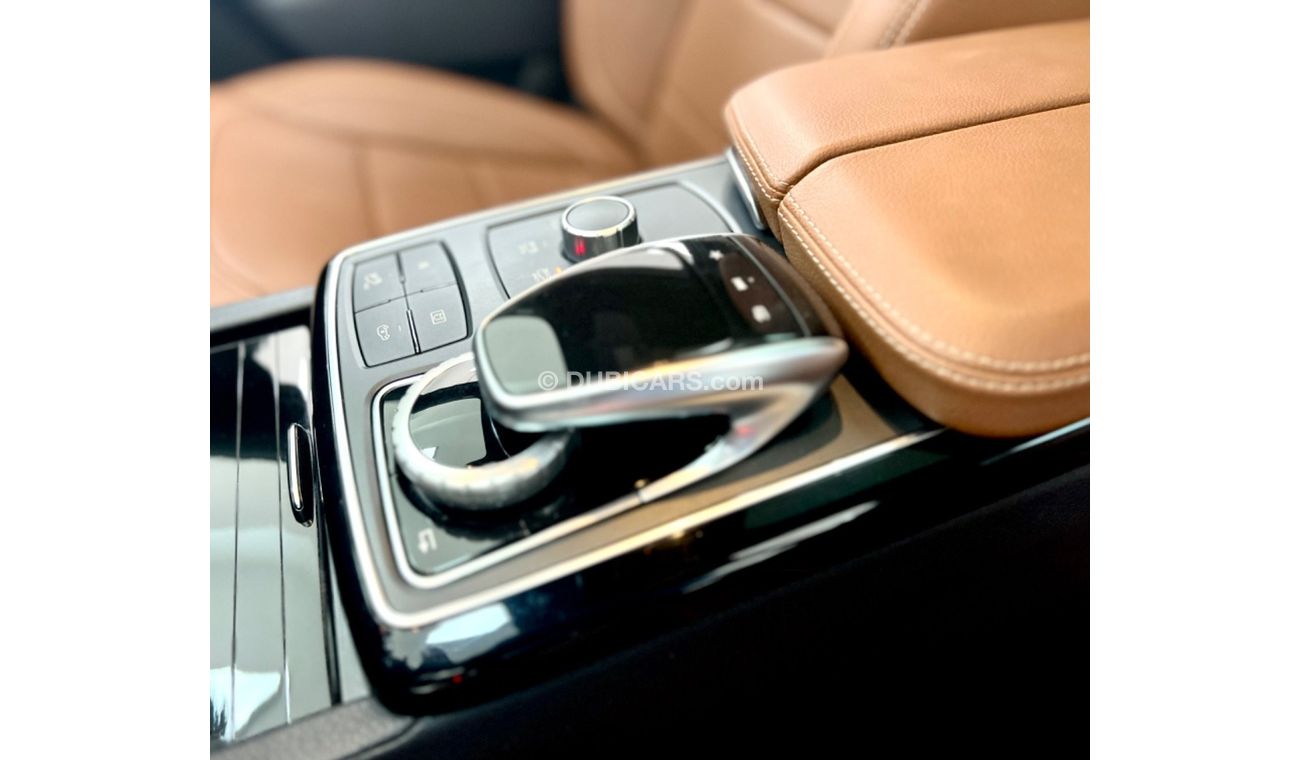 Used Mercedes-Benz GLE 43 AMG Crossover 2018 for sale in Dubai - 650762