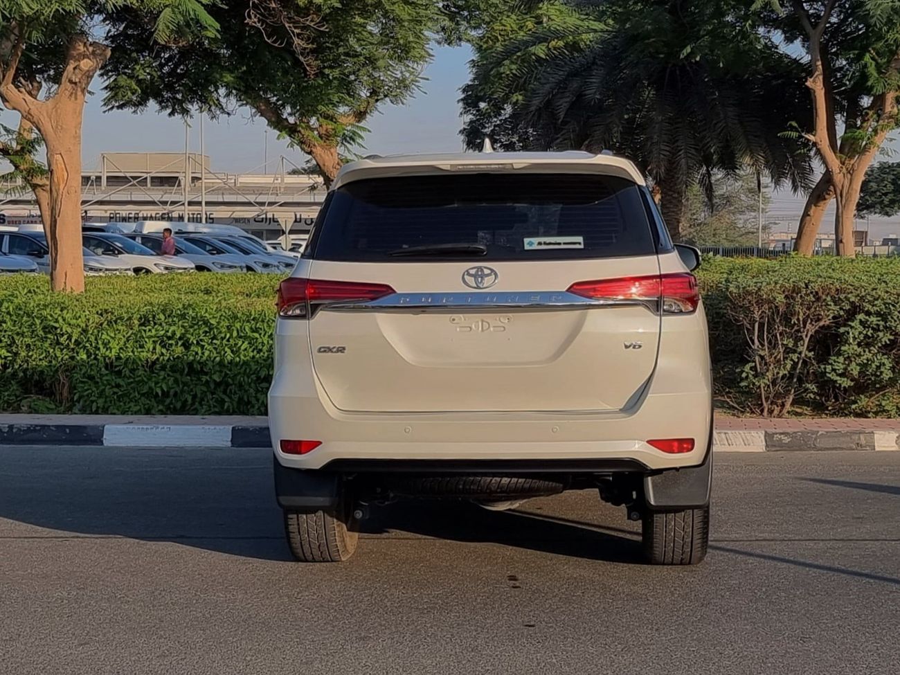 Used Toyota Fortuner GXR - V6 - 2019 - WHT_TAN 2019 for sale in Dubai - 561056