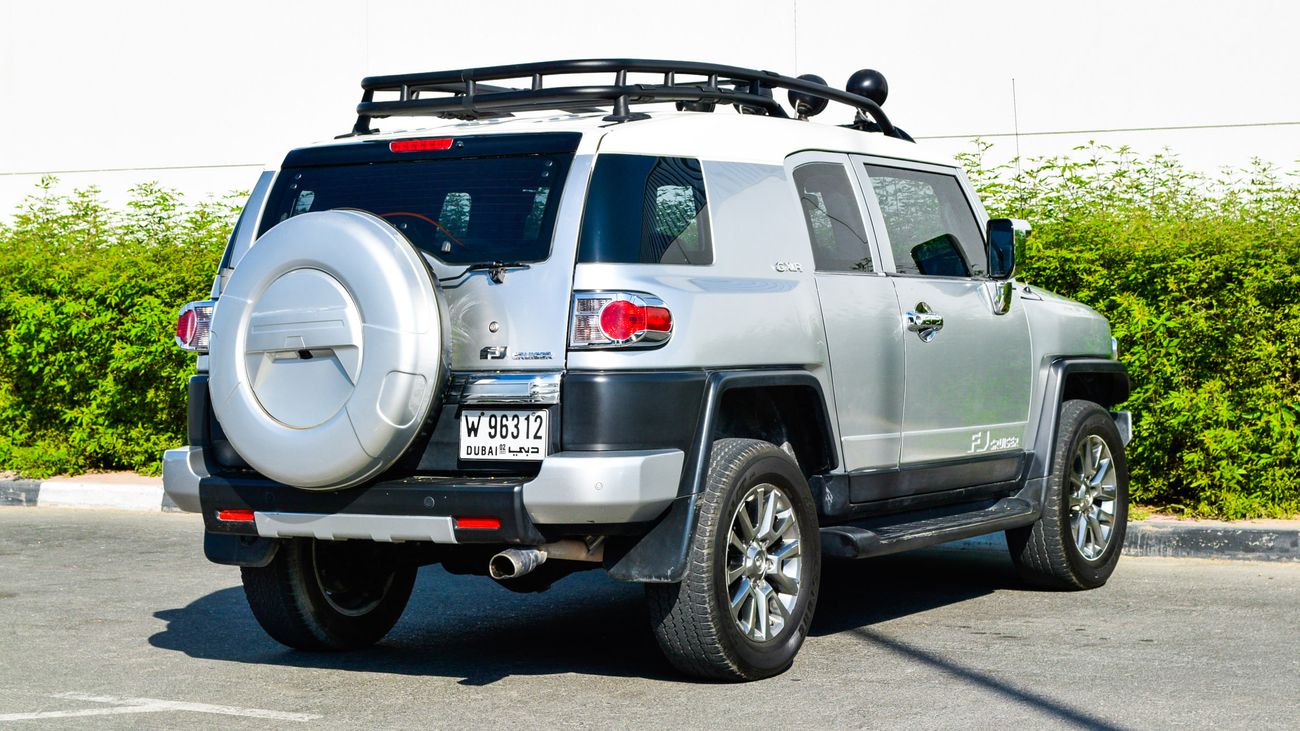 Used Toyota FJ Cruiser GXR 2008 for sale in Dubai - 481896