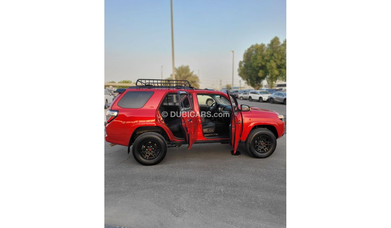 Used Toyota 4Runner 2020 for sale in Dubai - 532003