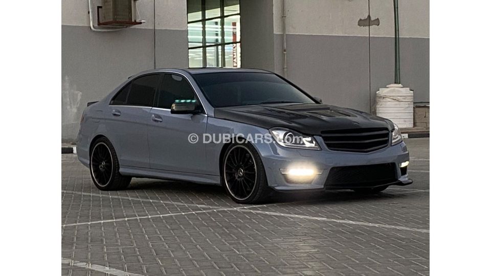 Used Mercedes-Benz C 63 AMG 2007 for sale in Dubai - 540436
