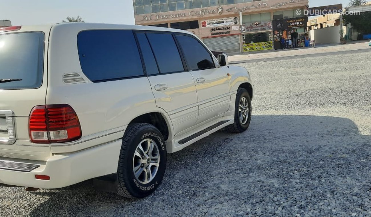 Used Lexus LX 470 1998 for sale in Dubai - 562543