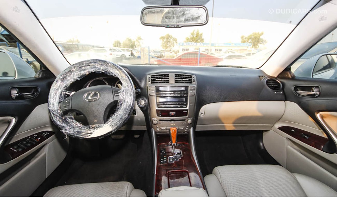 Used Lexus IS250 2006 for sale in Dubai - 80465