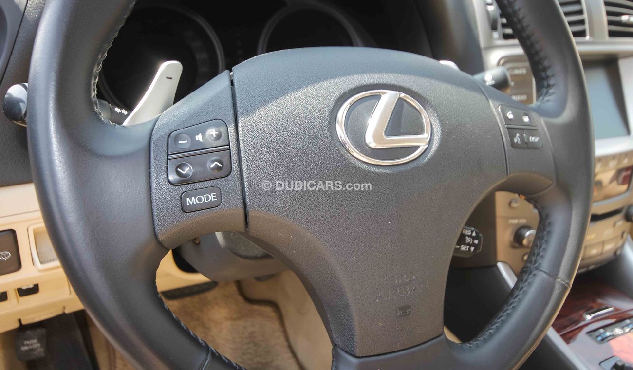Used Lexus IS300 2008 for sale in Sharjah - 150637