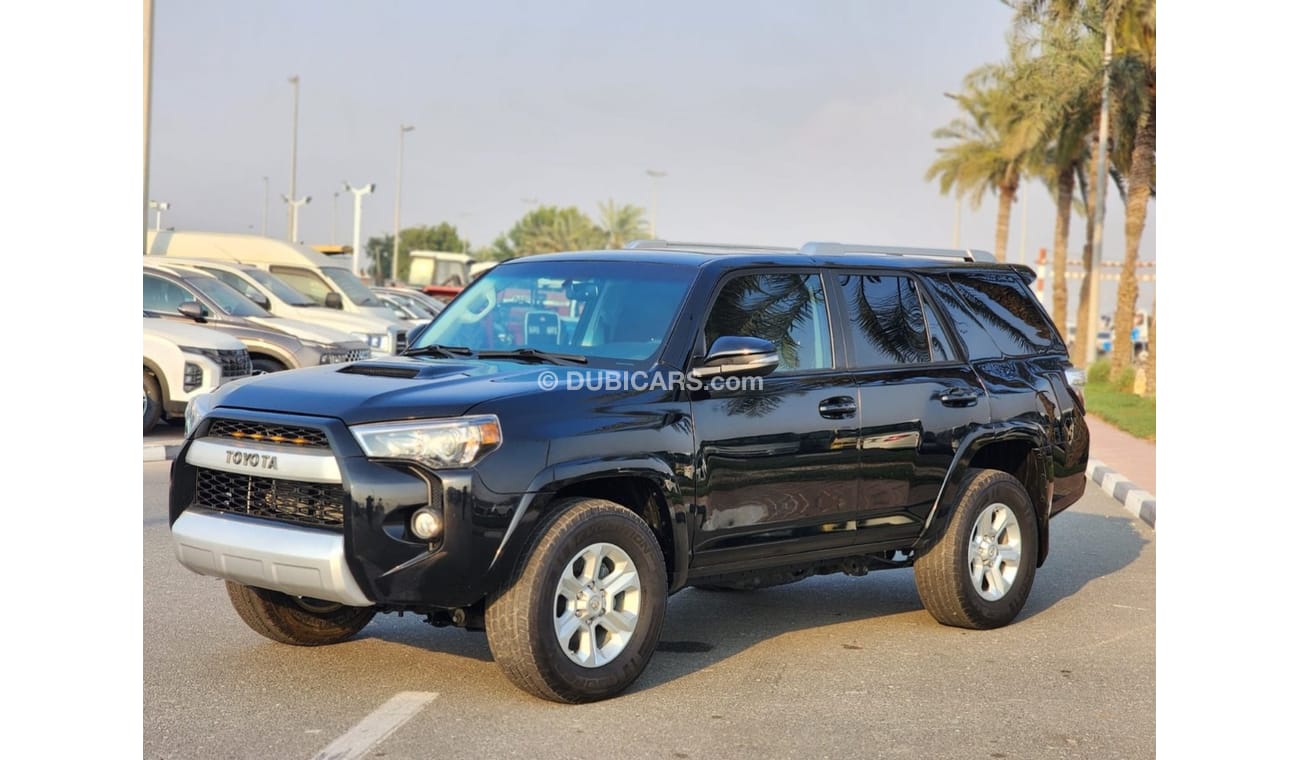 Used TOYOTA 4RUNNER 2018 MODEL FULL OPTION 2018 for sale in Dubai - 593171