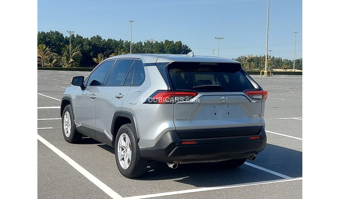 Used Toyota RAV4 GX 2020 for sale in Dubai - 592317
