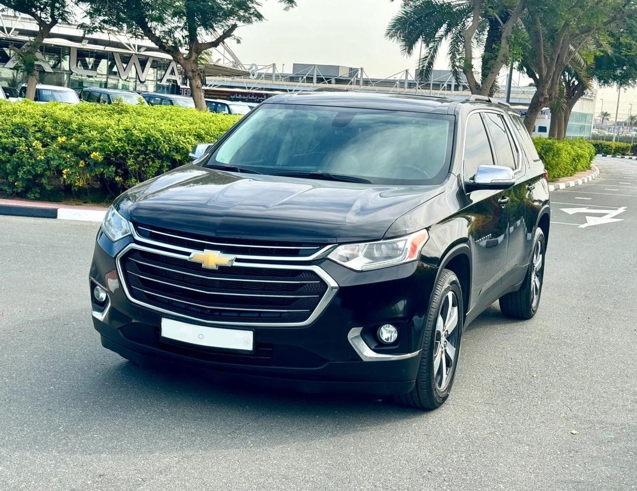 Used LS CHEVROLET TRAVERSE 3.6L MODEL 2019 GCC VERY GOOD CONDITION 2019 for sale in Dubai - 723411