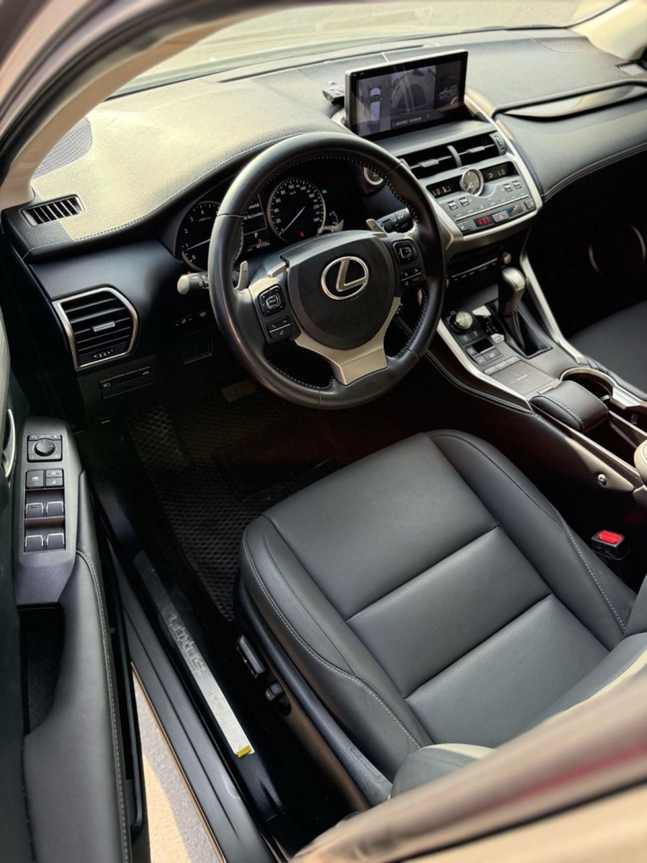 Used Lexus NX200t 360 camera Premier 2020 for sale in Dubai - 827166