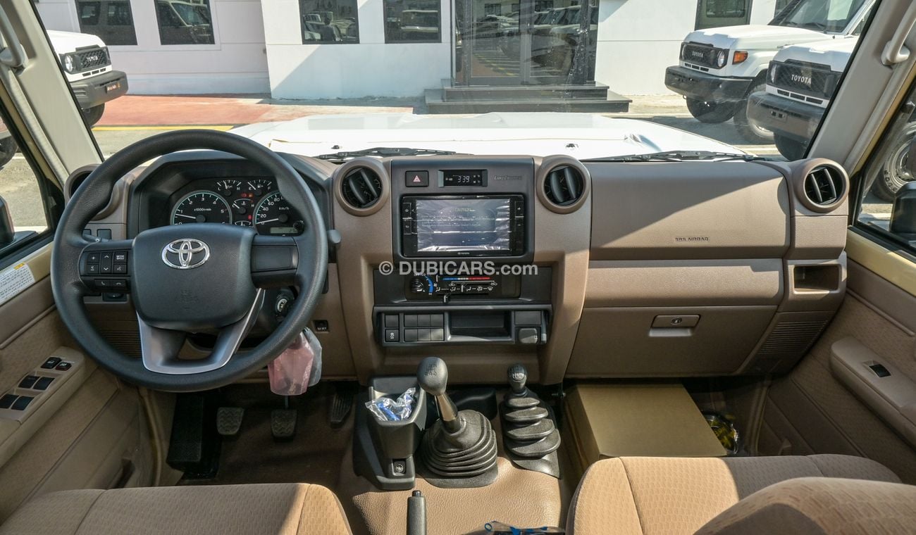 جديدة تويوتا لاند كروزر 70 LC79 DC 4.5L V8 MT YM 2024 (DIFF-LOCK) 2024 للبيع في دبي - 801949