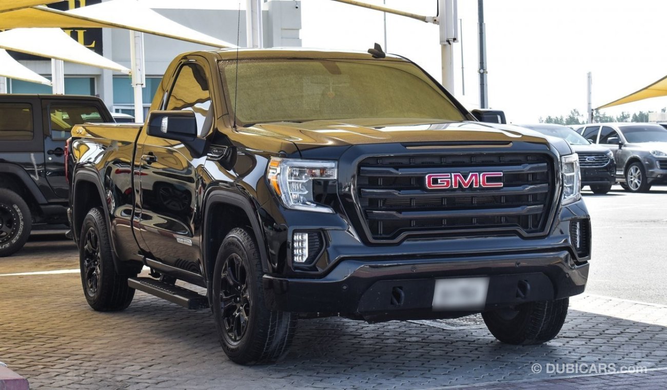 Used GMC Sierra 5.3L V8 ELEVATION 2019 for sale in Sharjah - 722330