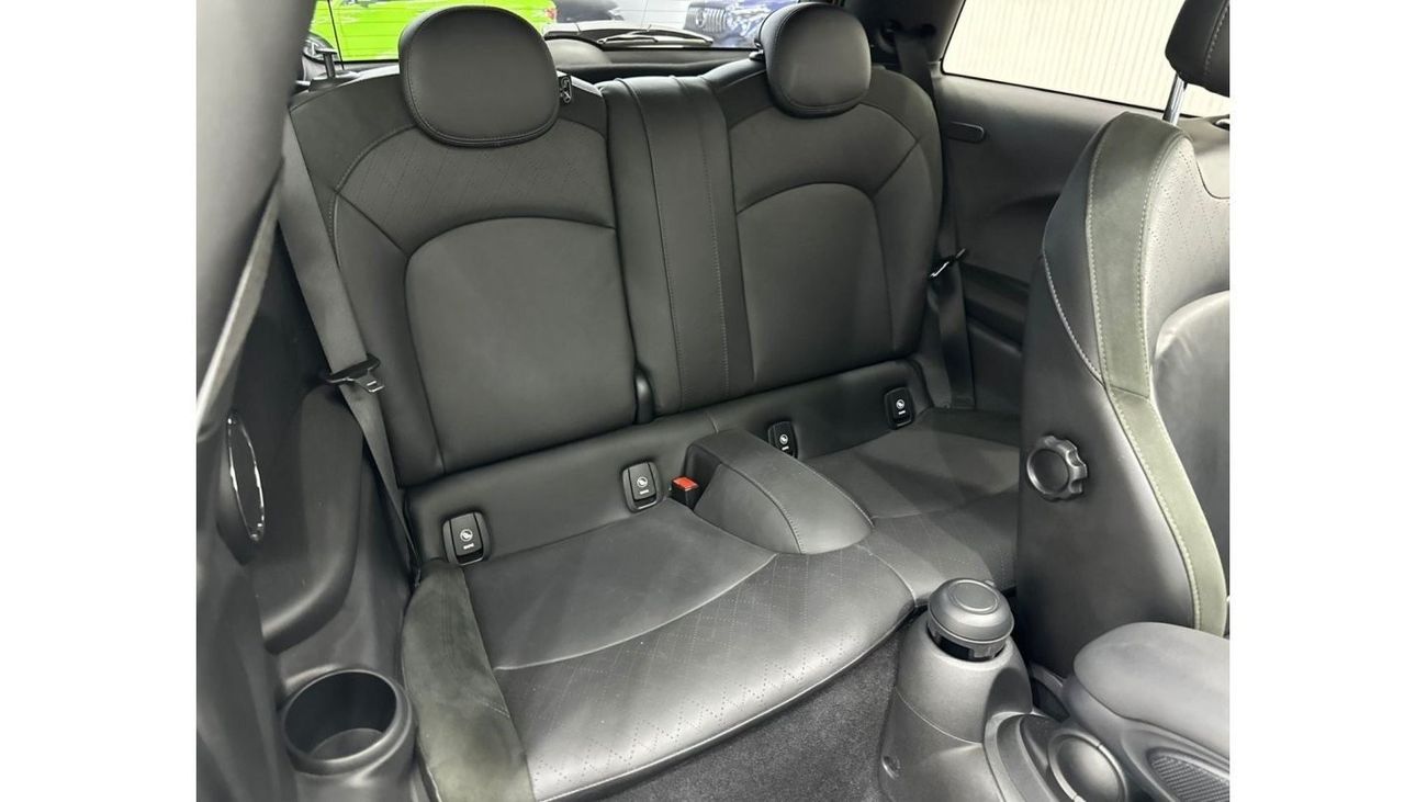 Used 2018 Mini Cooper S JCW Kit, Warranty, Full Mini Service History ...