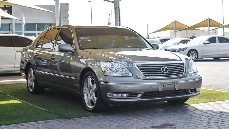 Used Lexus LS 430 2006 for sale in Sharjah - 701690