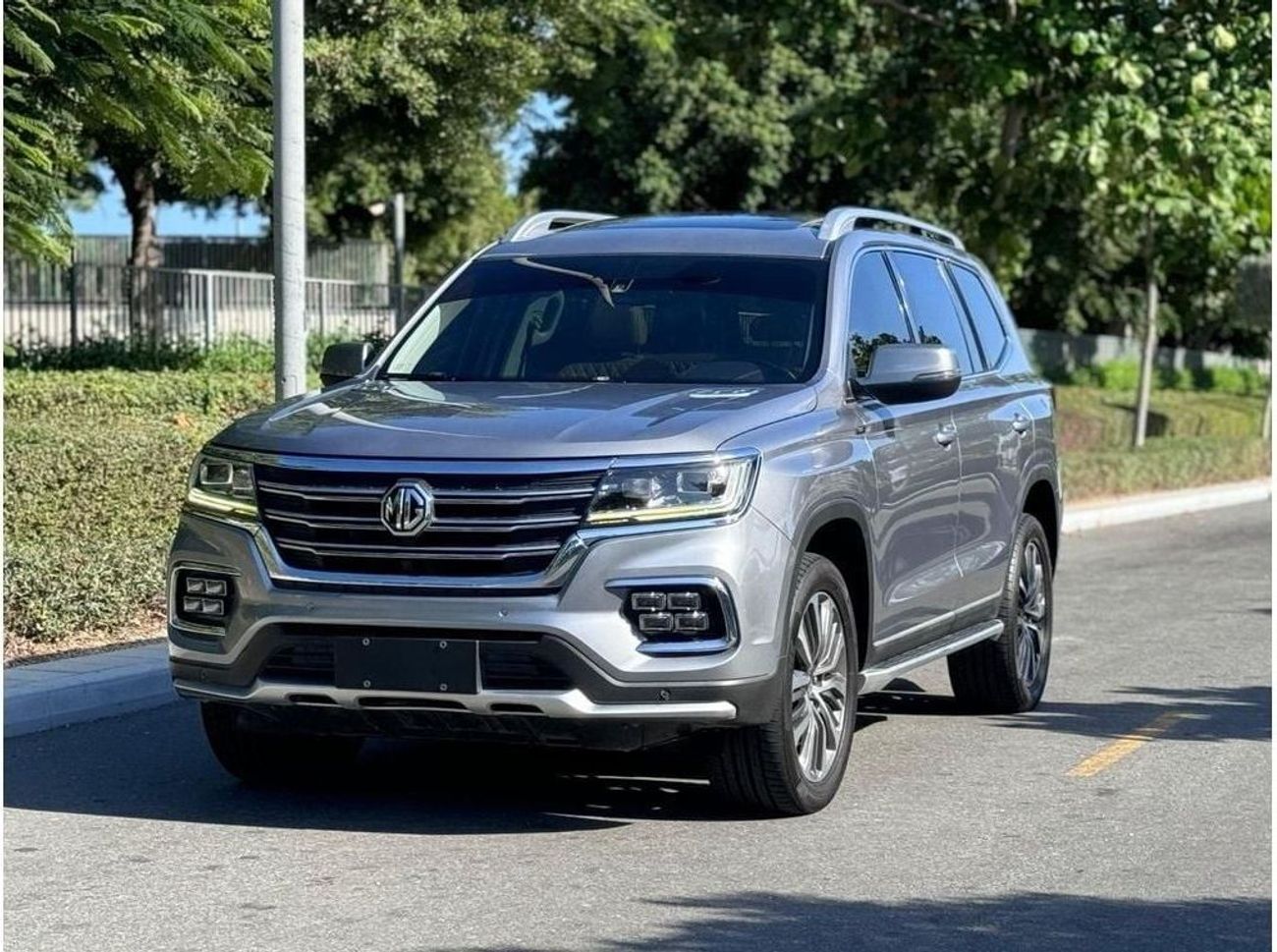 Used MG RX8 Luxury 2.0L 2020 for sale in Dubai - 808020