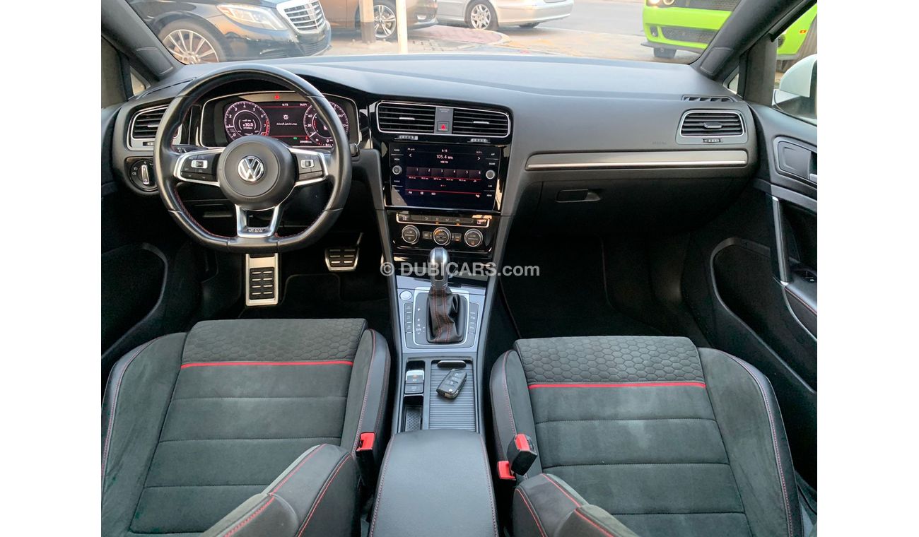 Used Volkswagen Golf GTi_2018_GCC_Excellent_Condithion _Full opshin ...