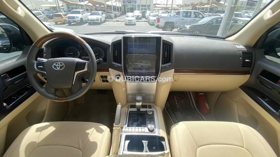 مستعملة تويوتا لاند كروزر للتصدير فقط GCC Full option, V8 VX.R, 5.7L ...