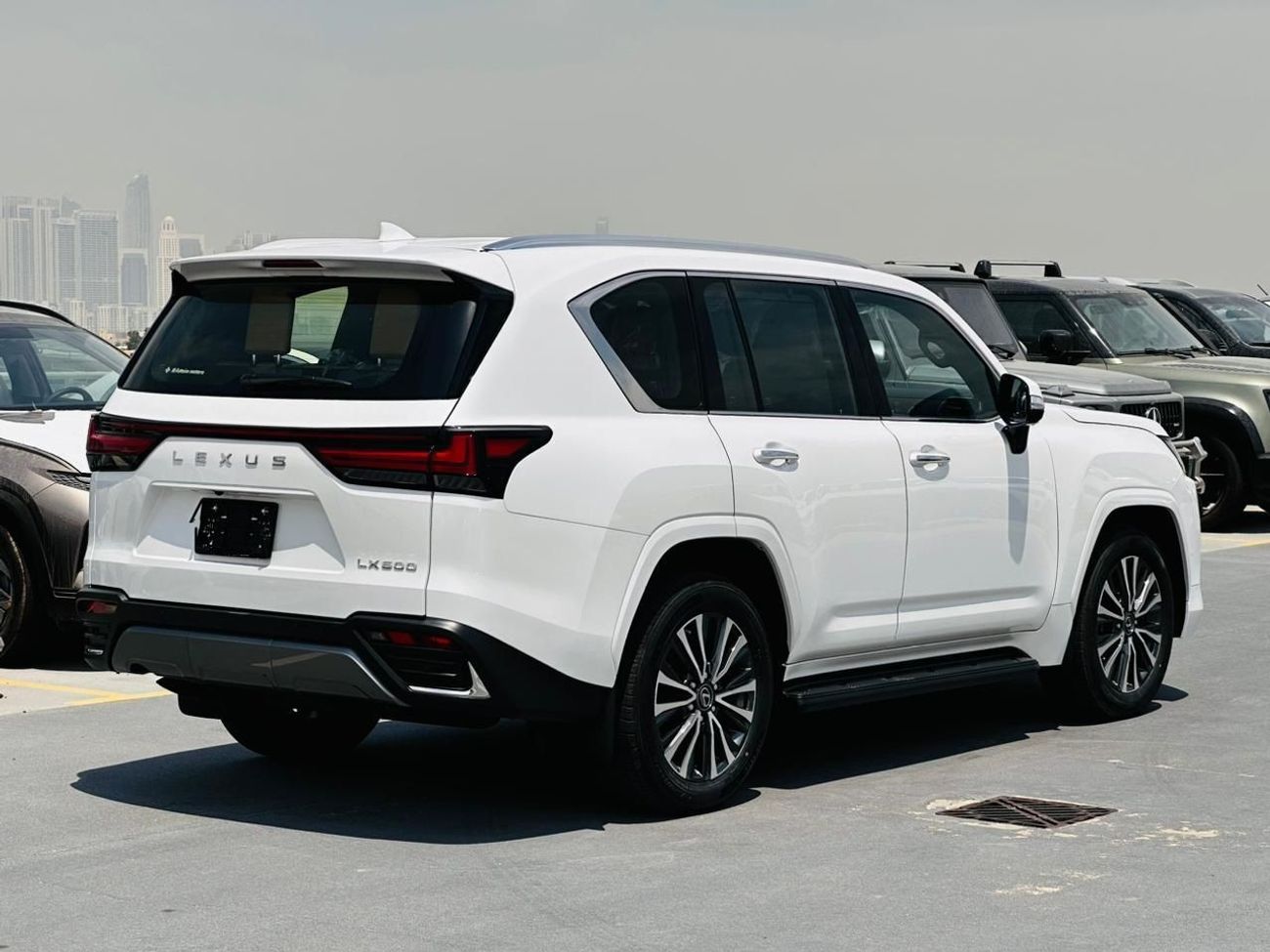 New Lexus LX600 PRESTIGE 2023 for sale in Dubai - 618435