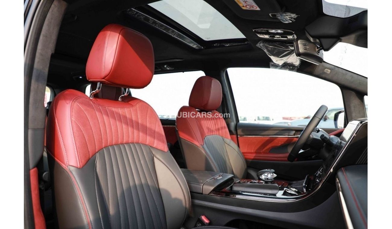 New GAC M8 2025 GAC Trumpchi M8 2.0 GX Master - White inside Black ...