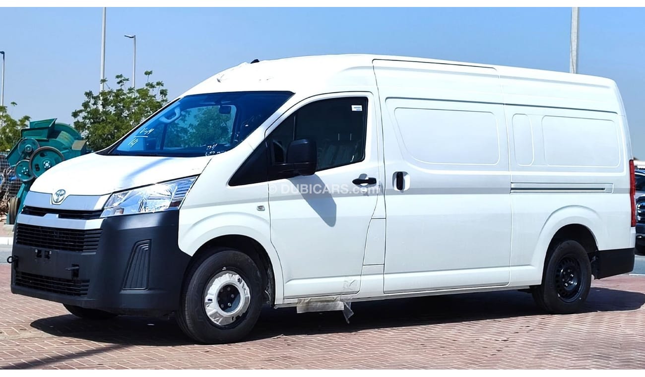 New TOYOTA HIACE 2.8L P-VAN DSL A C HI 3 MT 2024 for sale in Dubai - 759948