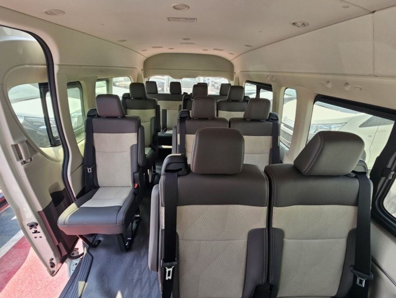 New 2024 TOYOTA HIACE 2.8L DIESEL 14 SEATER,ALLOY WHEELS,GL, MANUAL ...