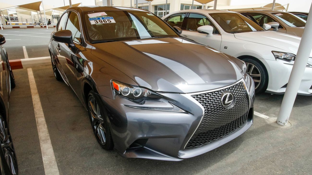 Used Lexus IS250 2014 for sale in Dubai - 55881