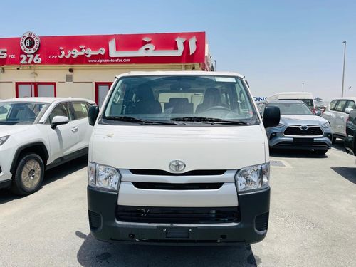Toyota Hiace Price in UAE, Images, Specs & Features