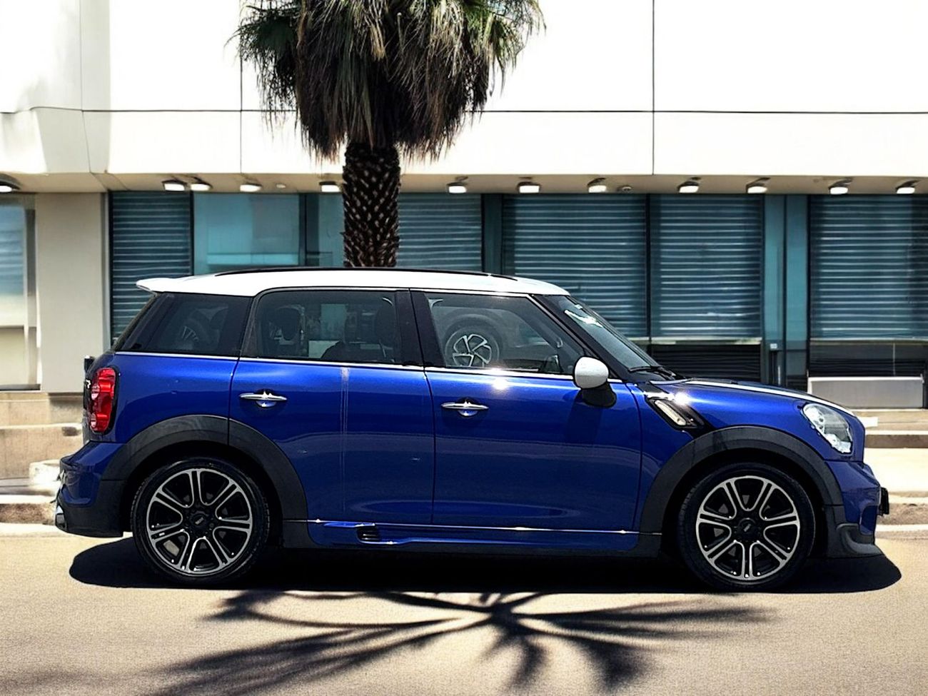 Used AED 930 PM | MINI COOPER COUNTRYMAN | 1.6TC I4 | GCC | WELL MAINTAINED | INTERESTING ...