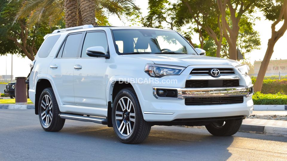 Used Toyota 4Runner Limited 2021 for sale in Dubai - 561240