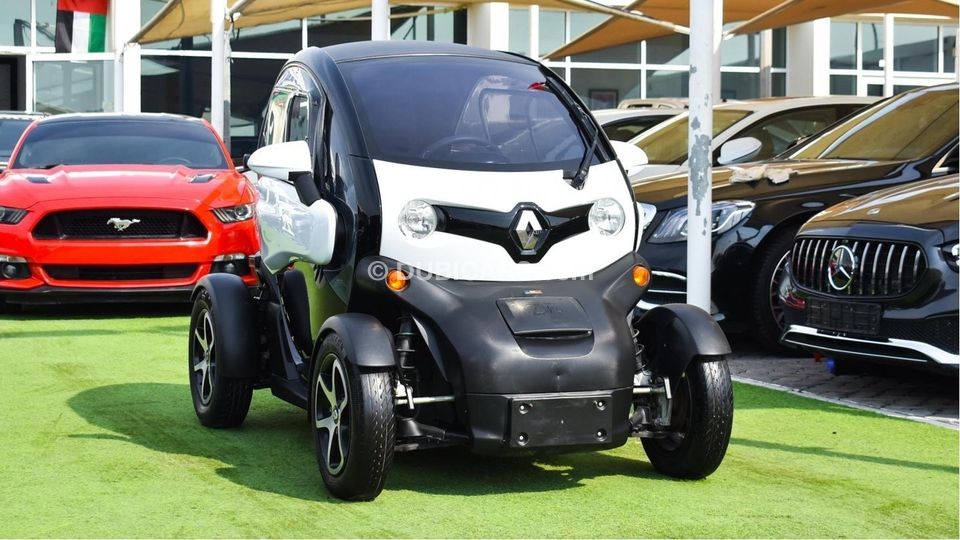 Used Renault Twizy 2019 for sale in Dubai - 565762